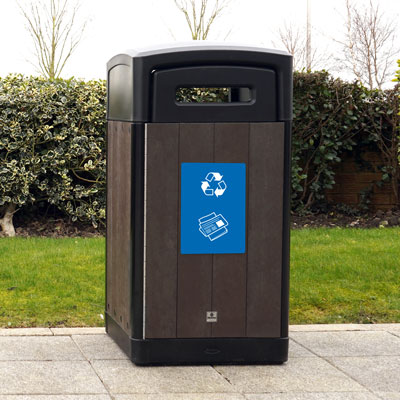 Papelera para reciclaje Origin™ Curve 110- Fabricada con Materiales ...